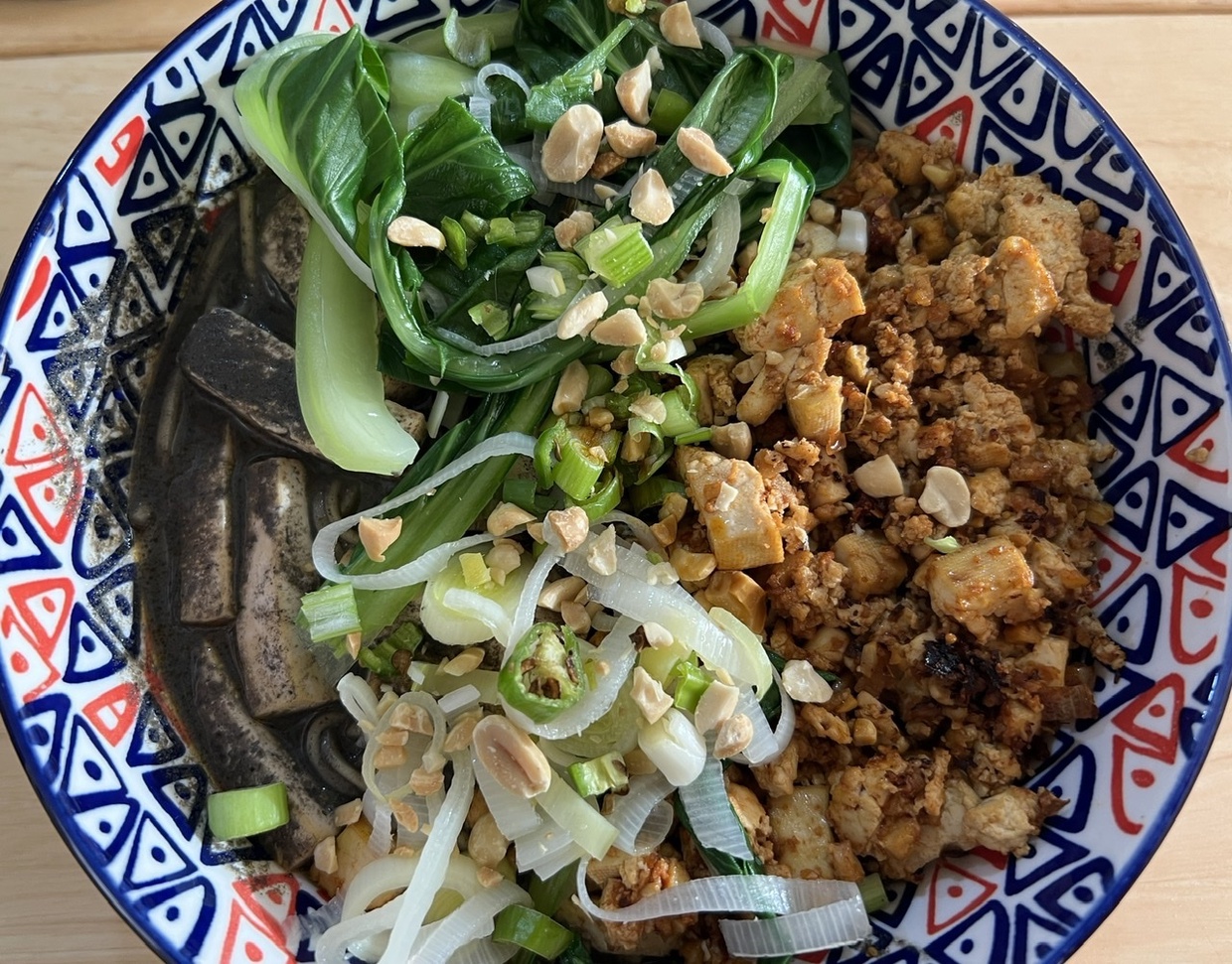 Just ate: Black Sesame Vegan Tantan Ramen • Aaron Parecki